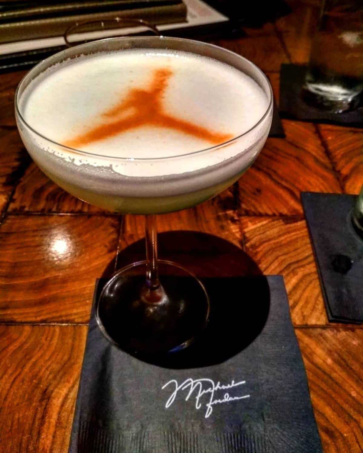 An Inspiring Story Behind Michael Jordan’s Jumpman Cocktail - The Fitchen